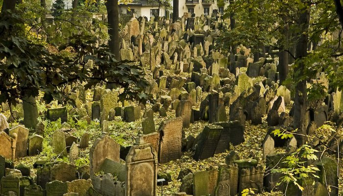 Antigo Cemitério Judaico | Avantgarde Prague